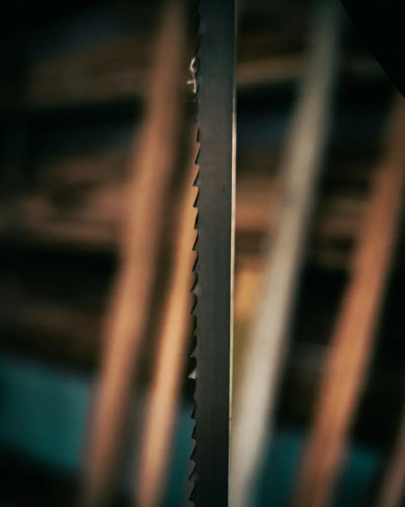 Jigsaw Blade Guide - Choosing the Right Blade for Wood, Metal ...